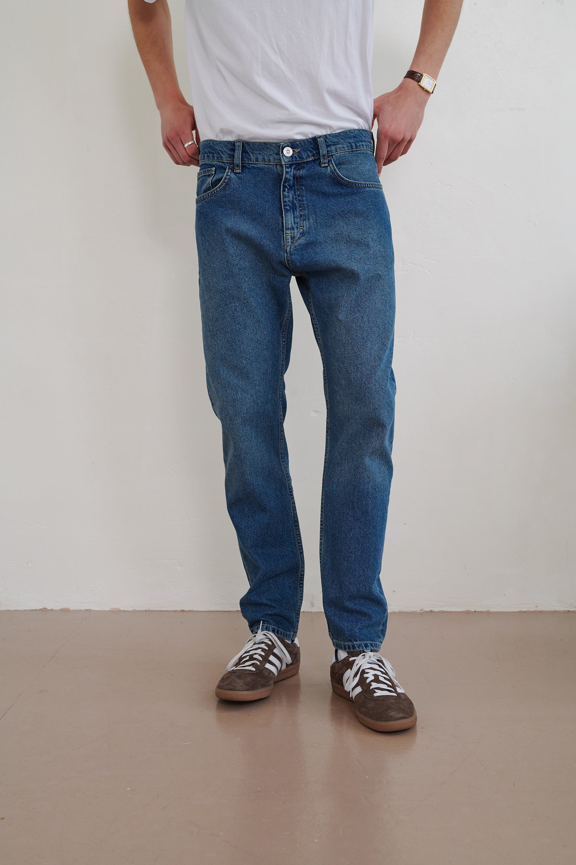 Dead Straight Jean in Mid Wash – Walter denim